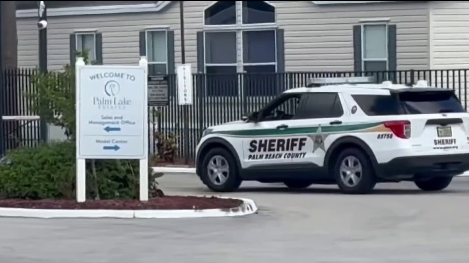 Policía dispara a hombre armado con machete tras reporte de incidente ...