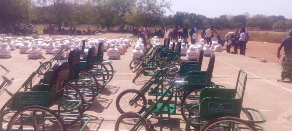 Gourma : 143 ménages vulnérables reçoivent des vivres et des ...