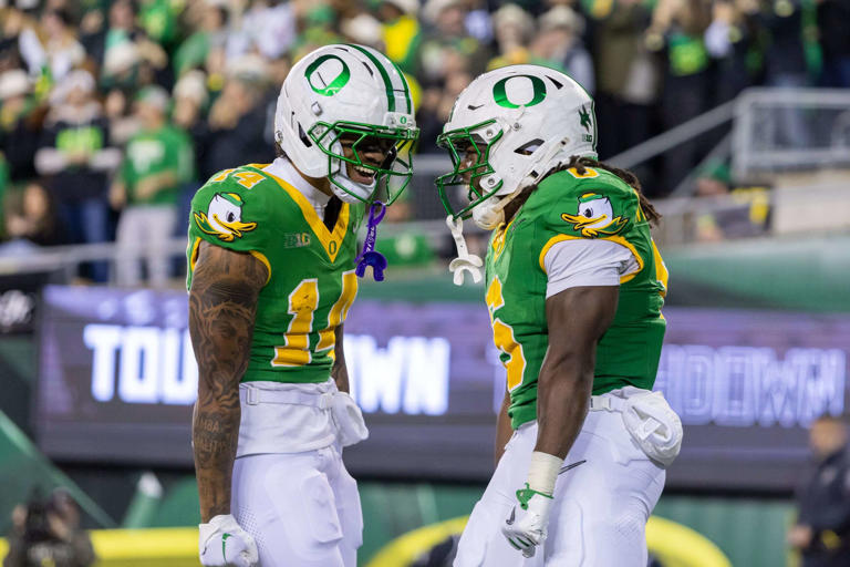No. 7 Oregon prepares for No. 15 USC’s revamped defense in Saturday’s ...