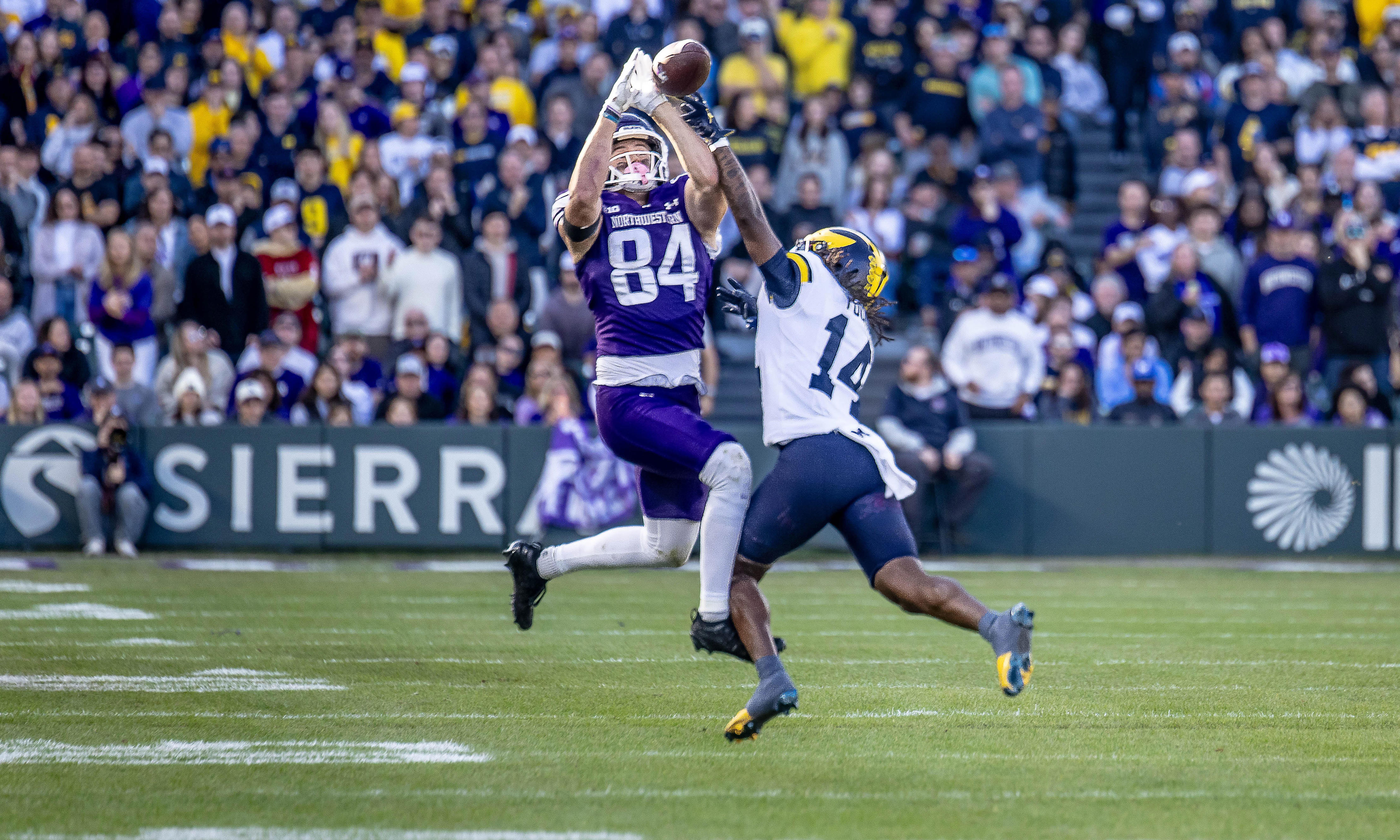 Jordan Young becomes latest Michigan defender to enter portal