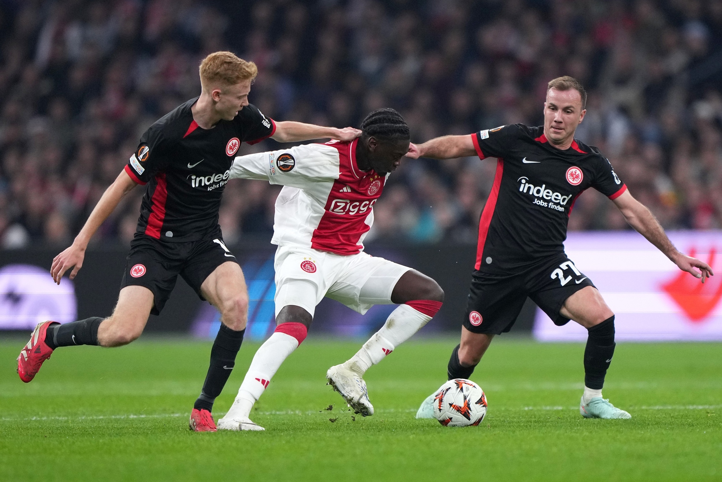 Man United very interested in signing highly-rated Newcastle defensive ...