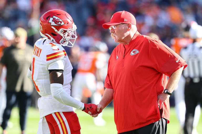 Indianapolis Colts vs Kansas City Chiefs inactives today: Is Xavier ...