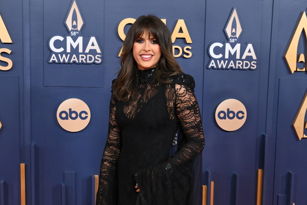 Here Are the 2025 CMA Awards Winners: Full List (Updating Live)
