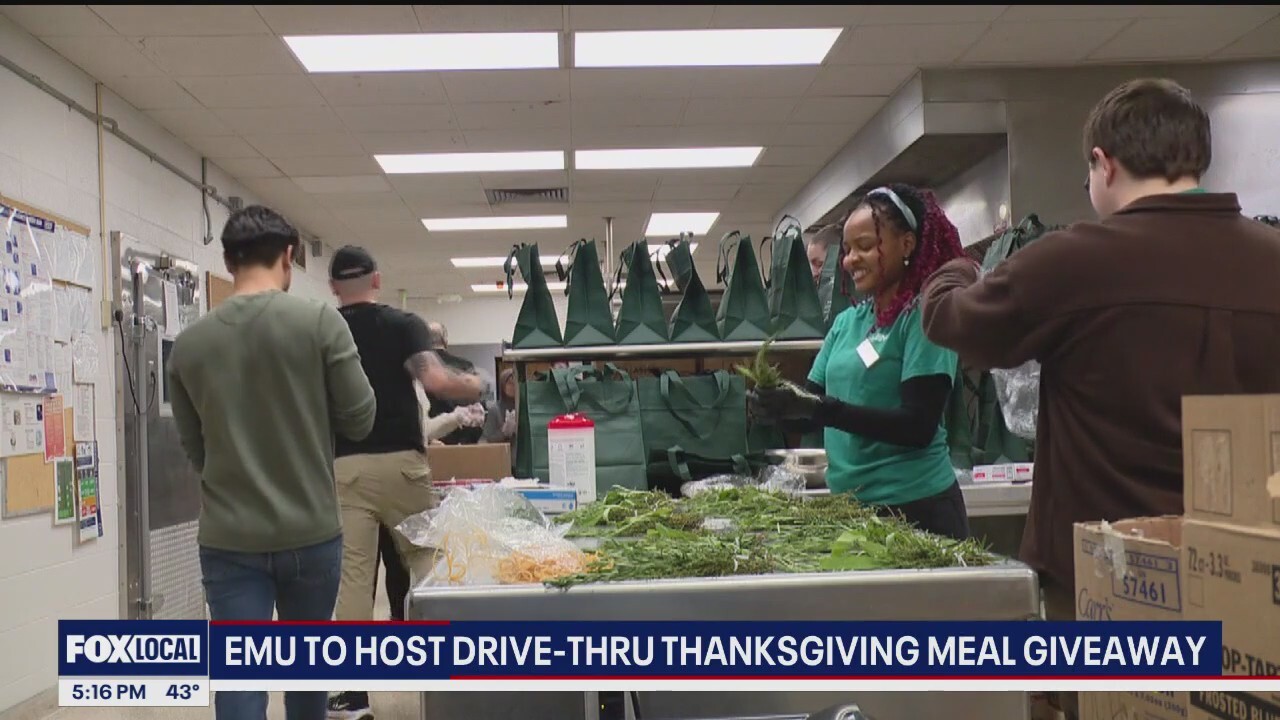 Eastern students prep 25K pounds of food for Thanksgiving meal giveaway