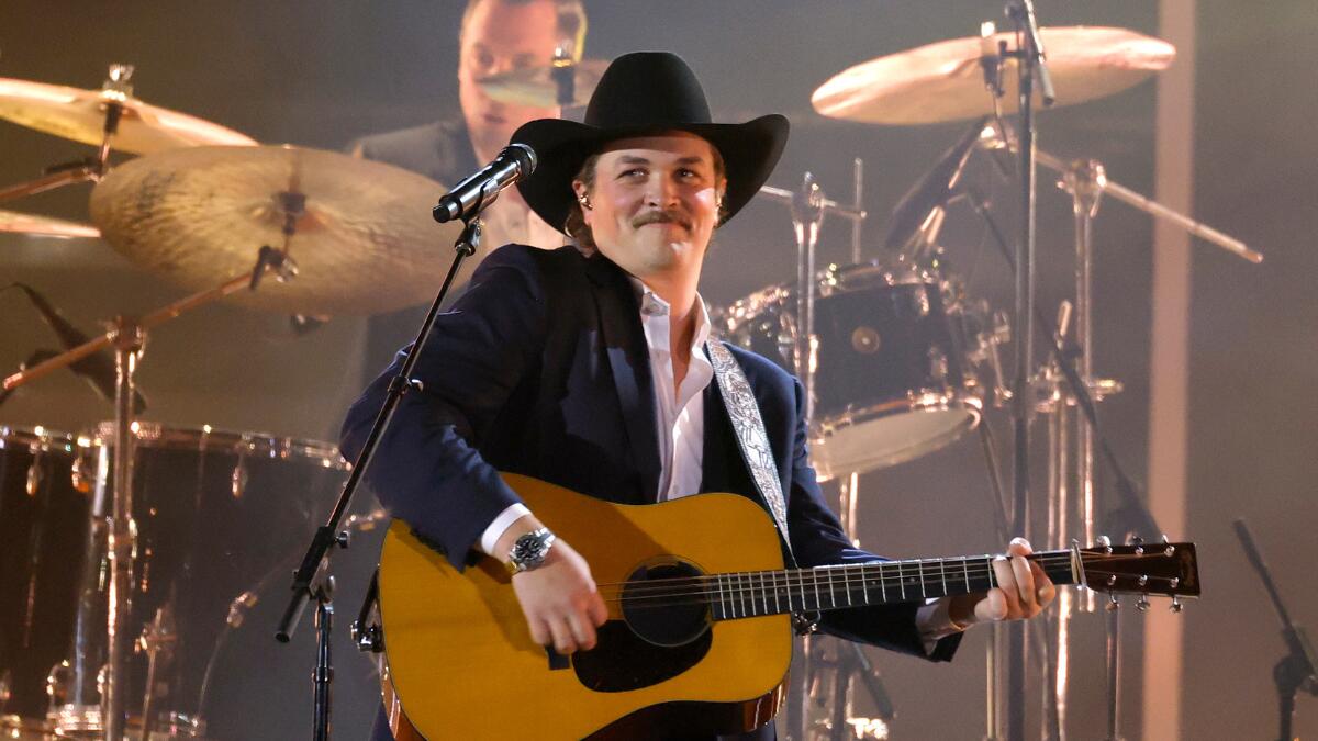 Zach Top Brings Timeless, Classic Country Sound To 2025 CMA Awards Stage