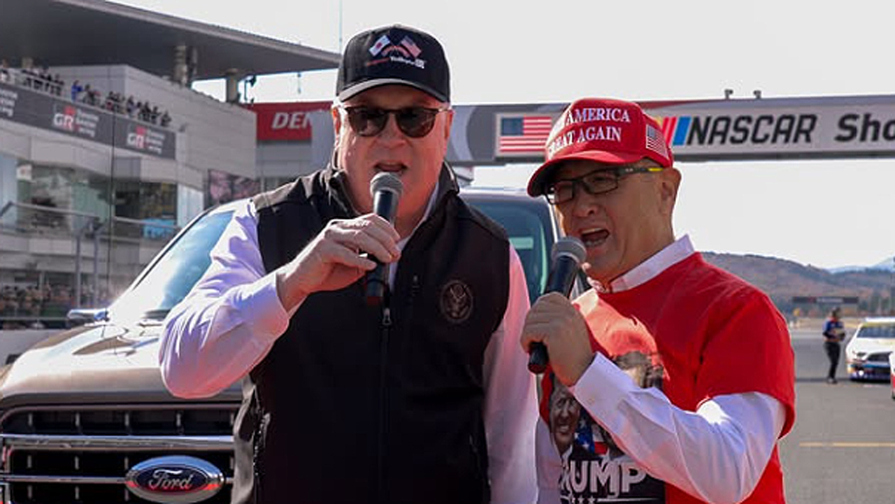 Toyota CEO Akio Toyoda goes full MAGA at red, white and blue NASCAR ...