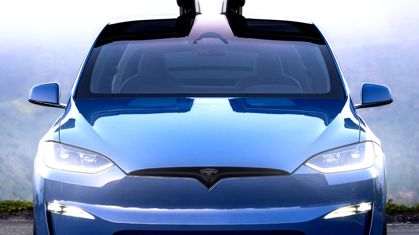 Tesla Quietly Made The Model X Hundreds Of Pounds Lighter Without ...