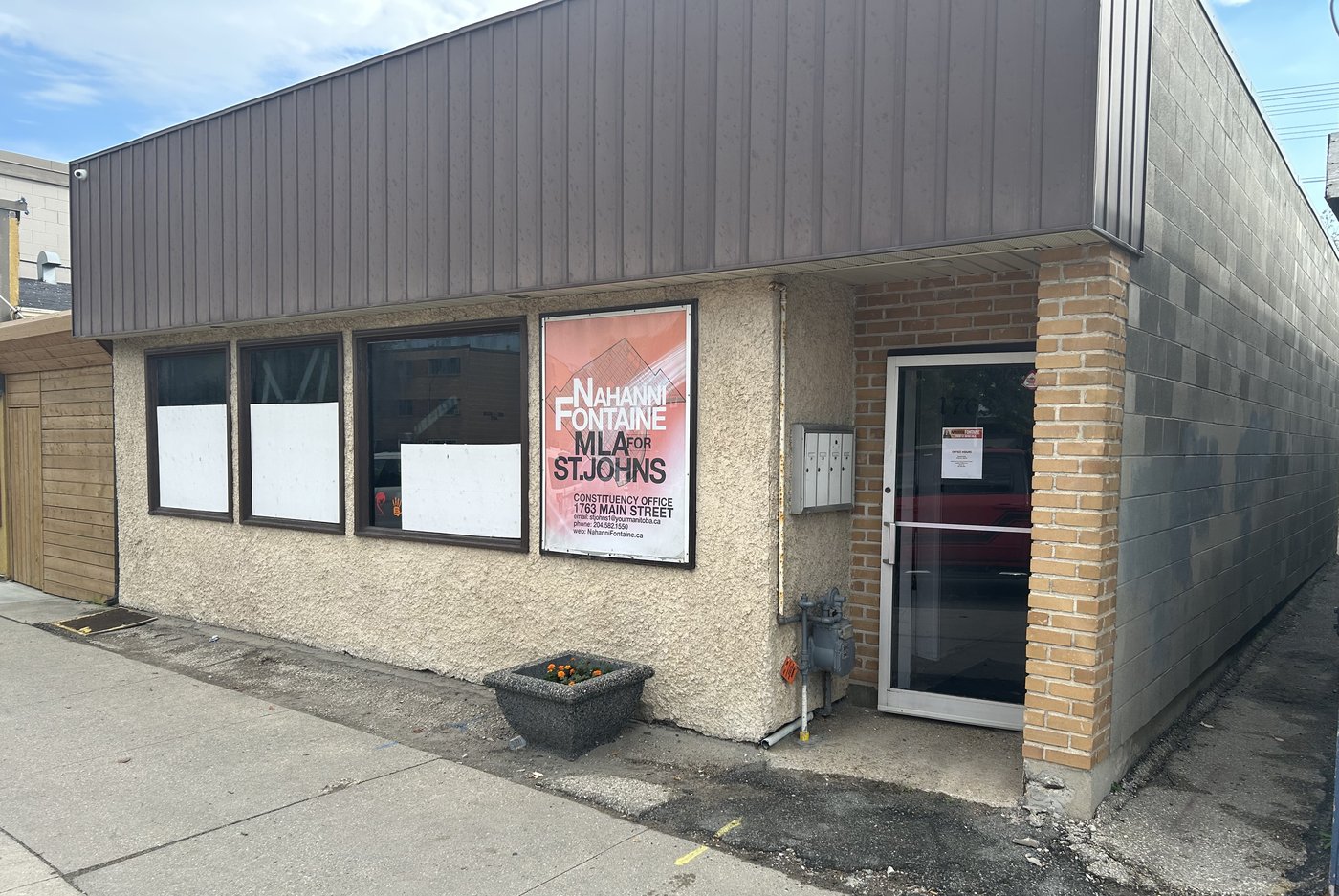 Winnipeg police charge man with setting fires at businesses and politicians' offices