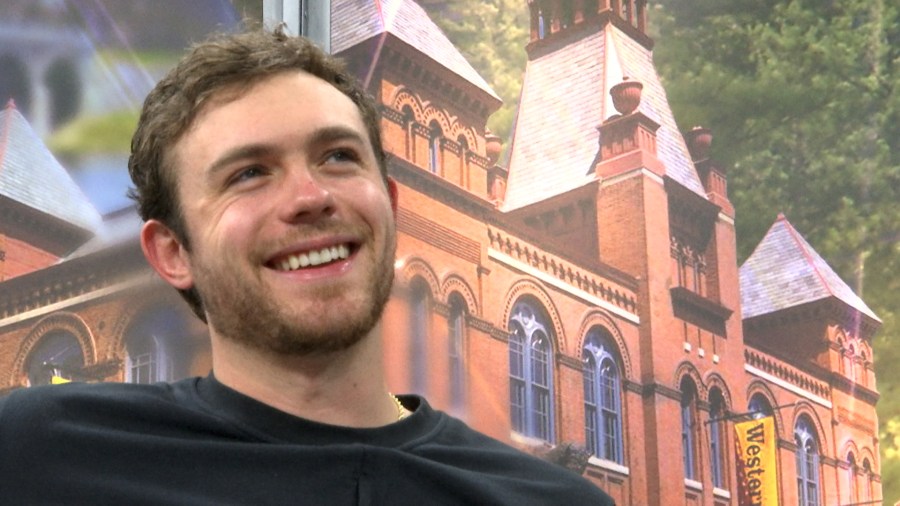 Beecher in the lineup tonight for Calgary Flames at Buffalo