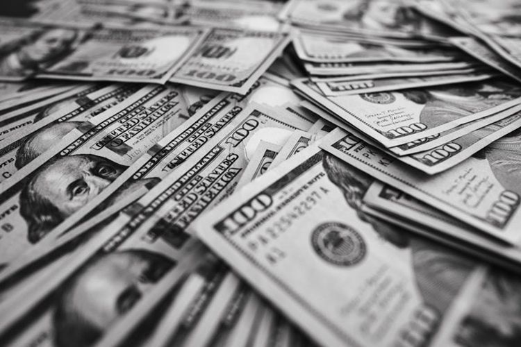 6 Shio Siap Sedia Menerima Uang Kaget, Semua Senang Hati Tenang