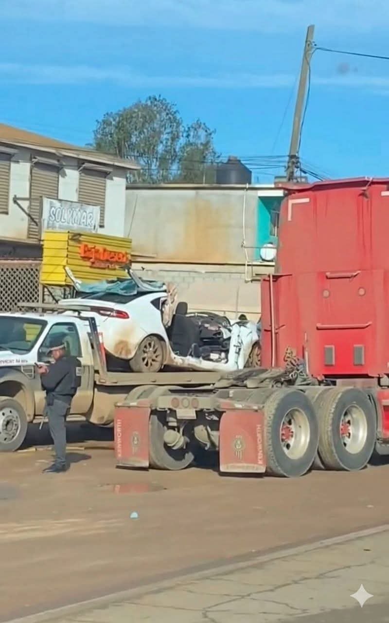 Fallecen cuatro hombres en accidente en Punta Colonet