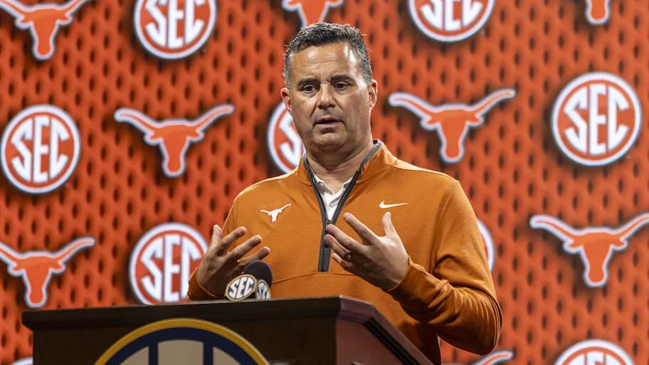 Texas Basketball Announces Signing of 4 Recruits in 2026 Class