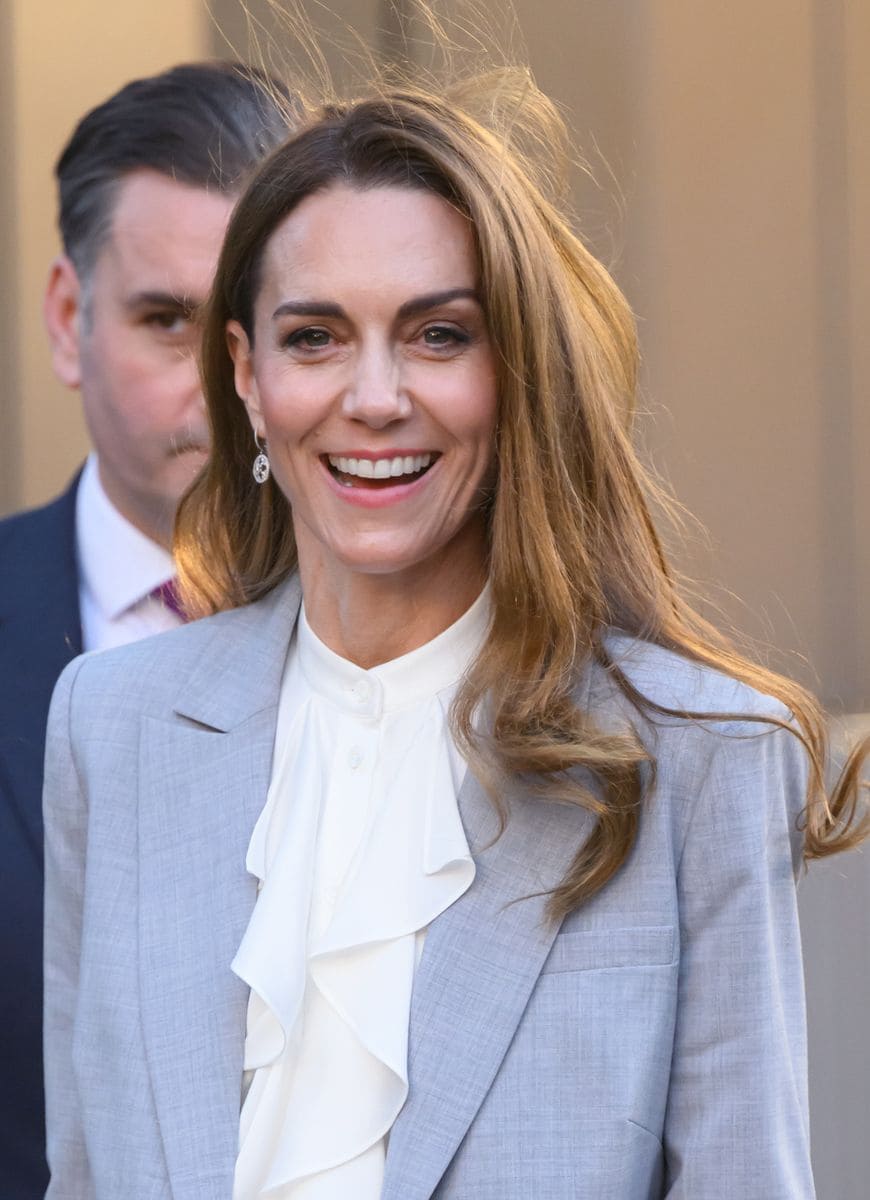Kate Middleton and Queen Máxima set royal fashion trends in grey power ...