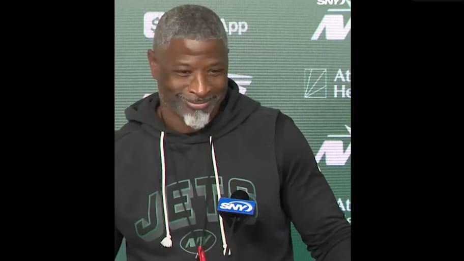 Aaron Glenn Had Blunt Explanation for Starting Tyrod Taylor Over Justin ...