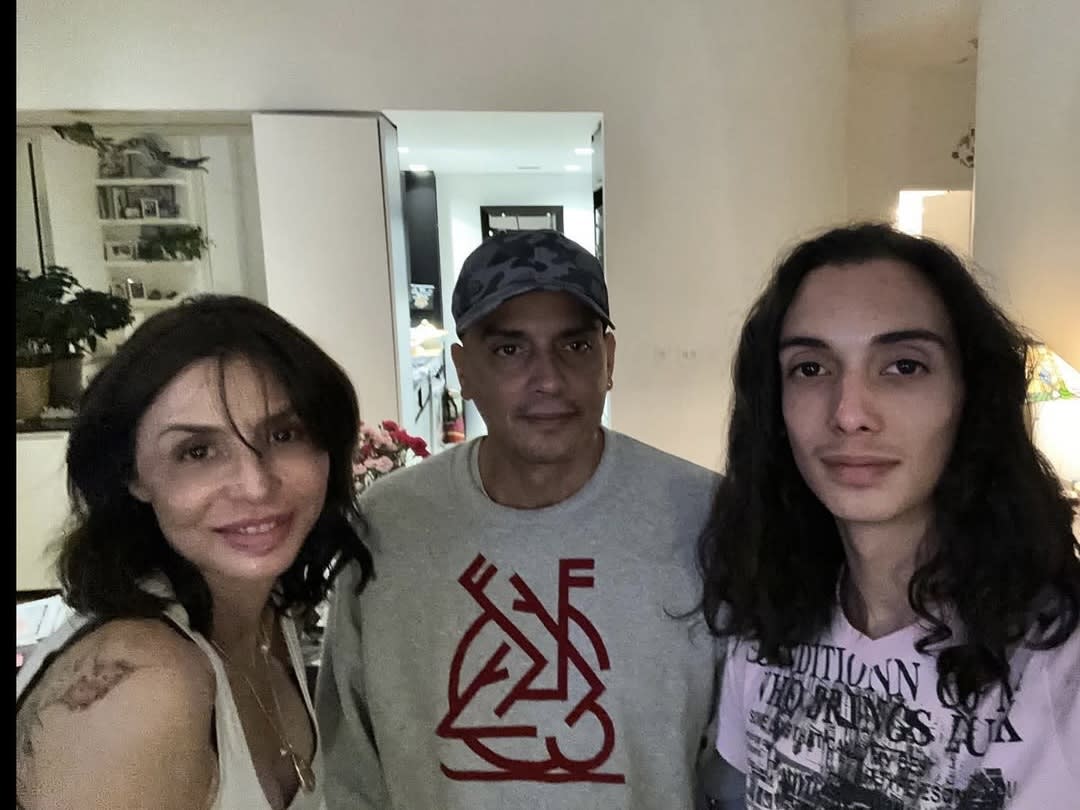 Five Men Charged Over Fentanyl Pill Ring Linked to Death of Robert De ...