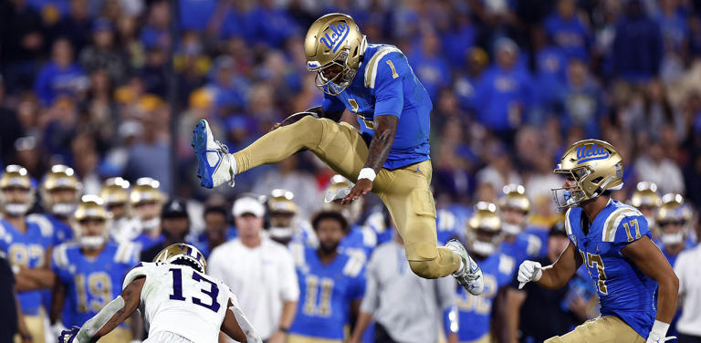 Washington and UCLA meeting at the Rose Bowl could mark the end of an era