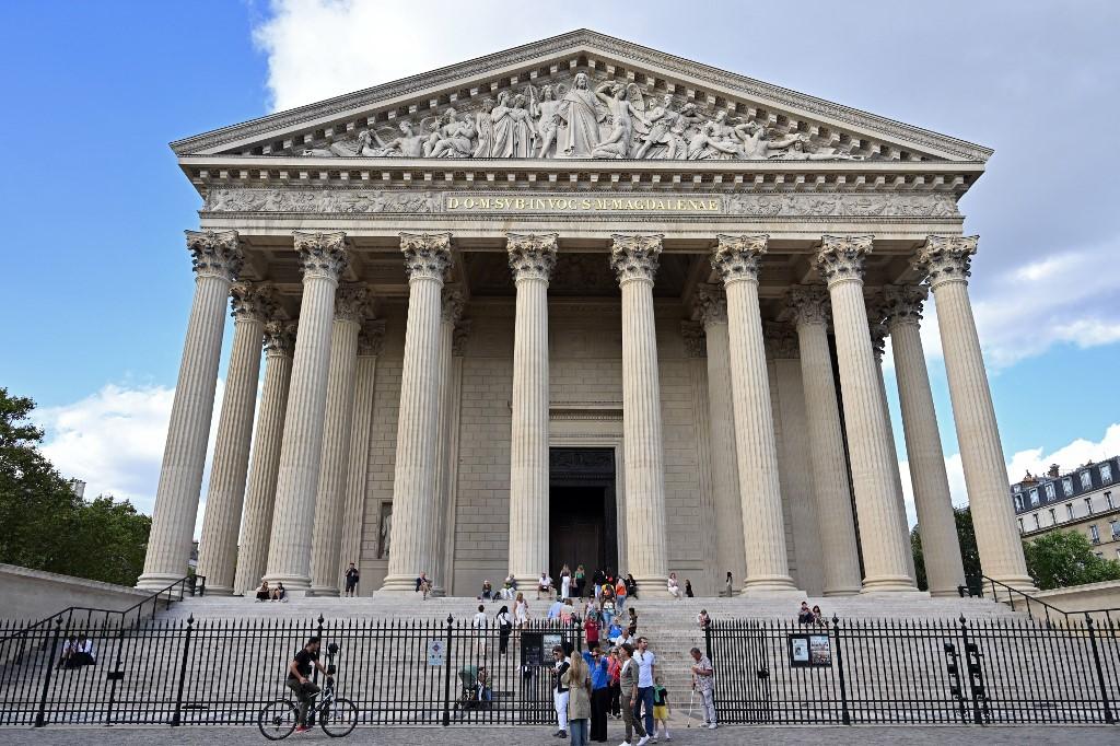 Paris : un sacristain agressé devant l’église de la Madeleine