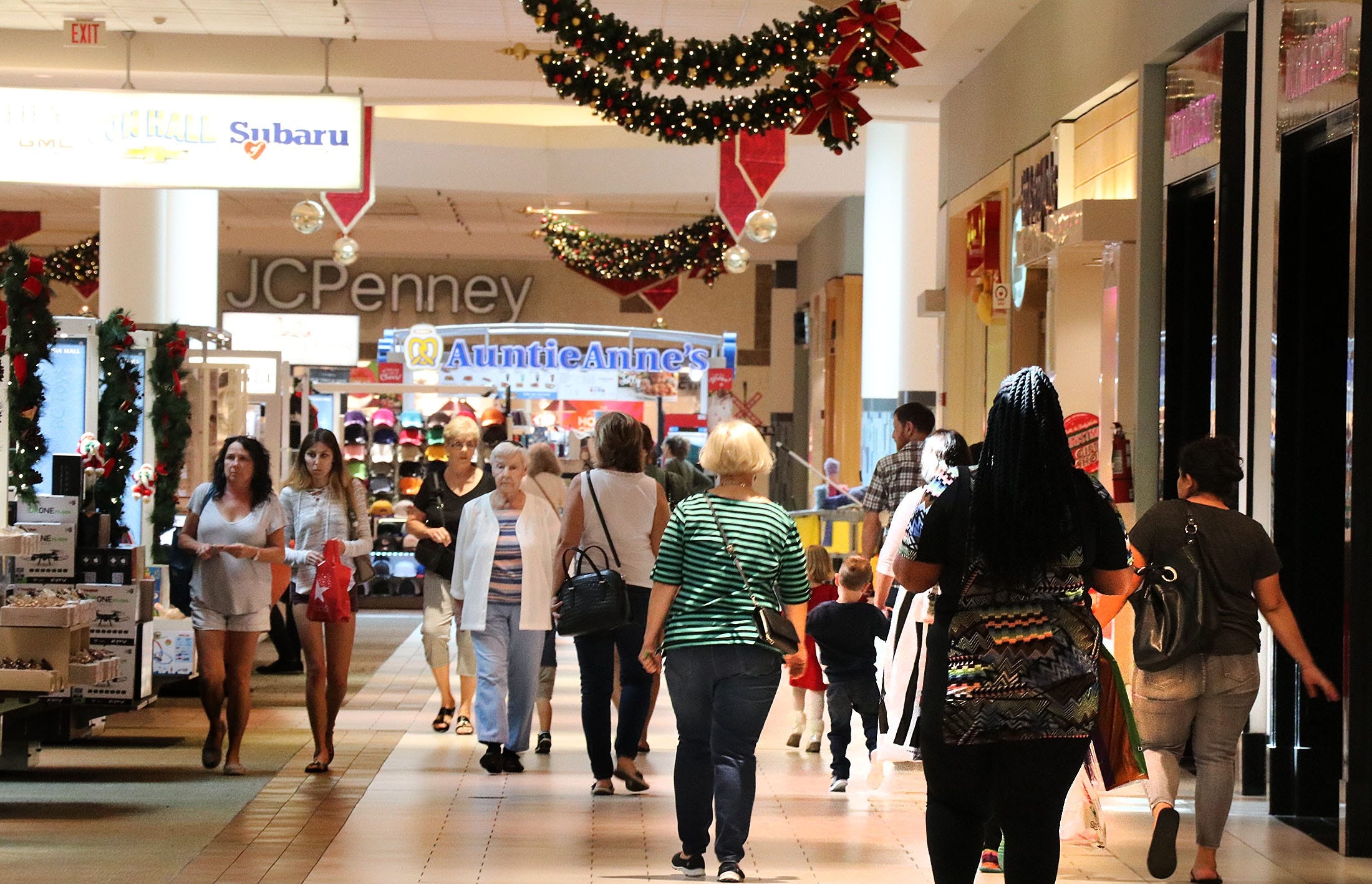 Holiday shipping deadlines key to on-time packages. Cutoff dates for ...