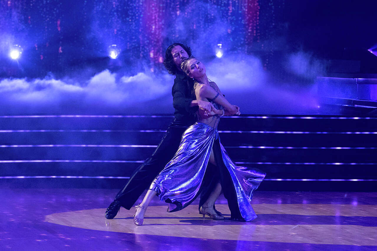 Social media influencer Alix Earle is in 'Dancing with the Stars' finale