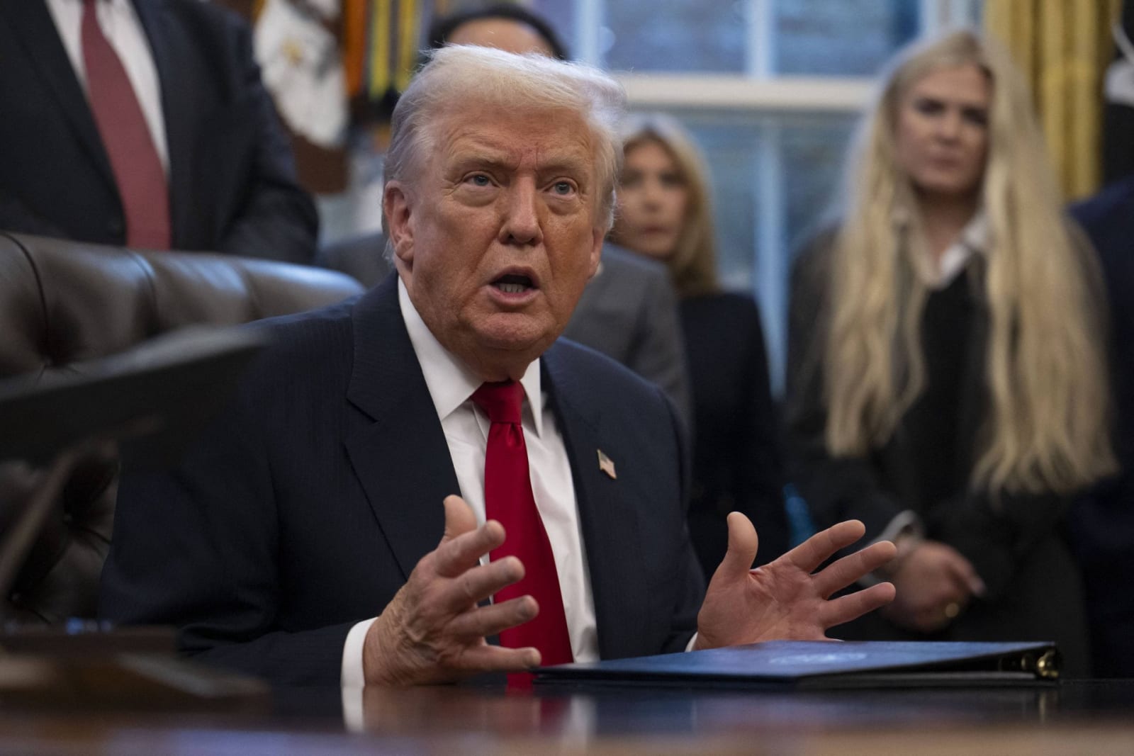 Ghislaine Maxwell asking Trump to commute sentence