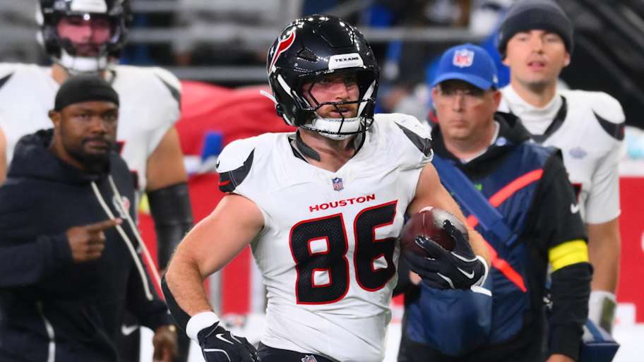 Week 12 Fantasy Football Start ‘Em, Sit ‘Em: Dalton Schultz vs. Mark ...
