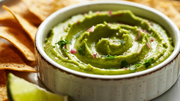 The Ingredient To Add To Guacamole For An Instant Protein Boost