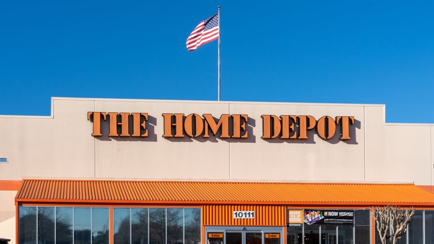 Home Depot trims earnings guidance despite modest Q3 2025 sales lift