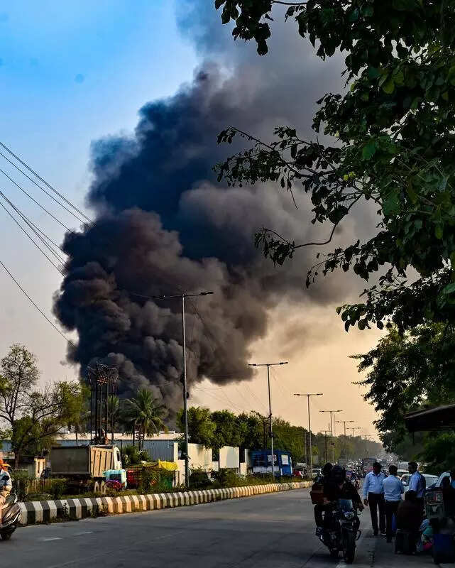 Camphor factory gutted in major fire at Hingna MIDC, NMC firefighters ...