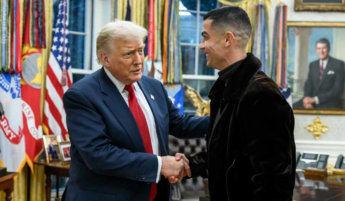 Georgina looks glam by Ronaldo's side as they visit Donald Trump in the ...