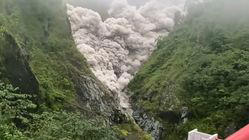 Gunung Semeru Meletus Dahsyat 2025: Kronologi Lengkap Erupsi, Status ...