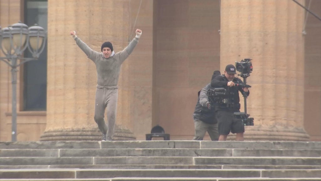 Visitors to Philadelphia witness re-creation of iconic "Rocky" moment ...