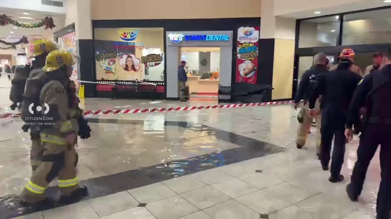 Roof partially collapses Desert Sky Mall, Phoenix Fire says; flooding ...