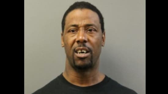 Who is Lawrence Reed? Man accused of setting woman ablaze on Chicago ...