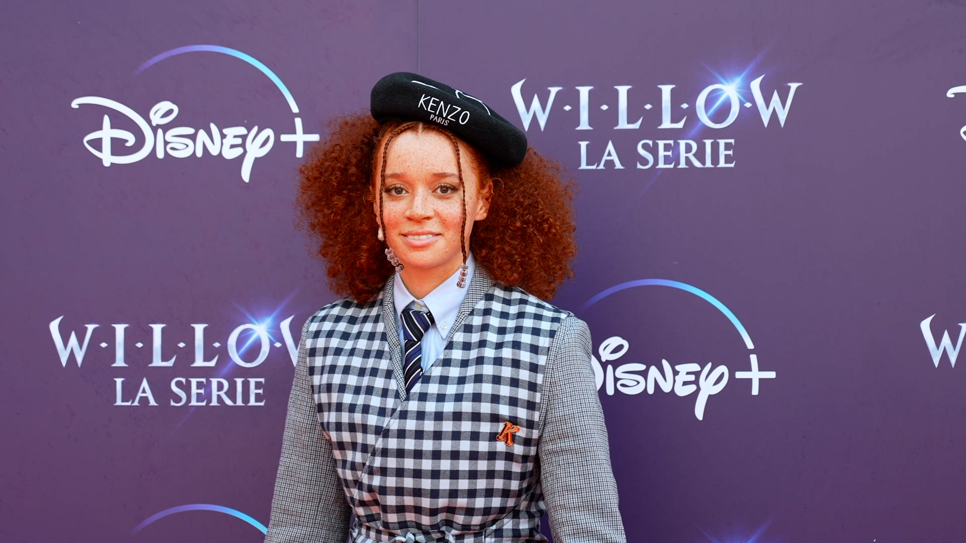 Kupferne Locken, mörderische Passformen: Erin Kellyman's Stil-Ära