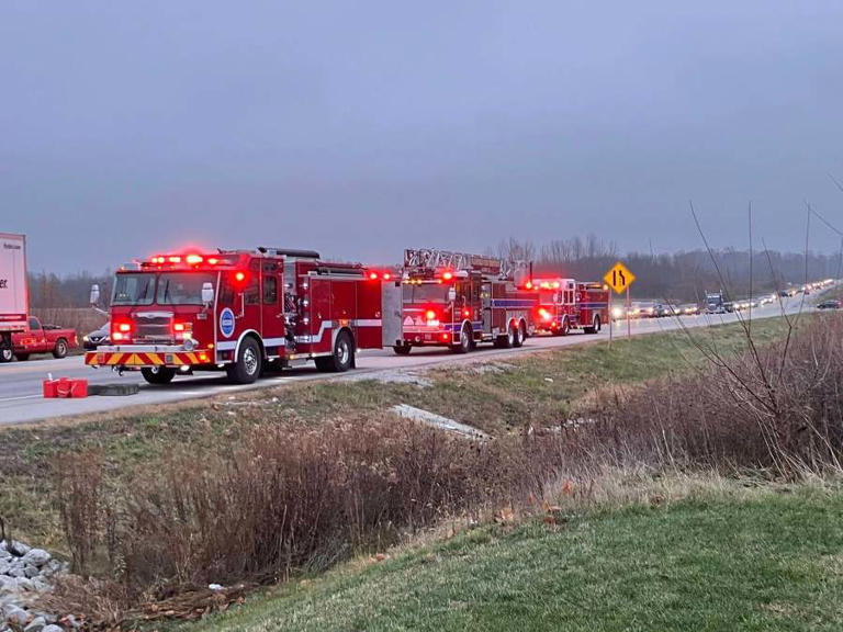 Crews clean up 100 gallons of diesel fuel after crash in Hendricks County