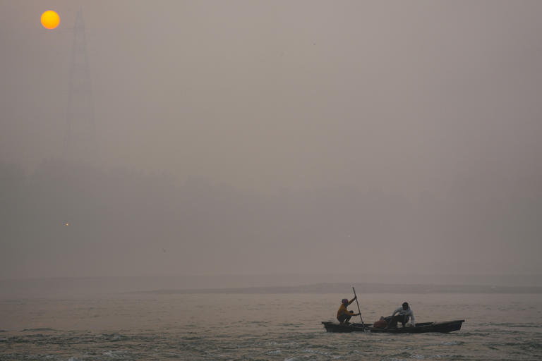 Capital’s air quality hovers close to 'severe' mark; 18 stations log ...