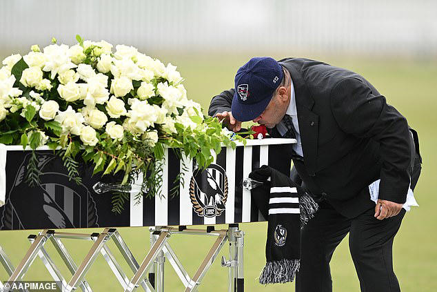 Teen cricketer Ben Austin farewelled at Junction Oval in Melbourne ...