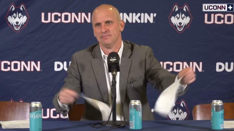 Dan Hurley Dramatically Rips Stat Sheet After UConn's Upset Loss to Arizona