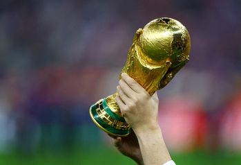 Korea expected to make Pot 2 for World Cup draw after holding on to ...
