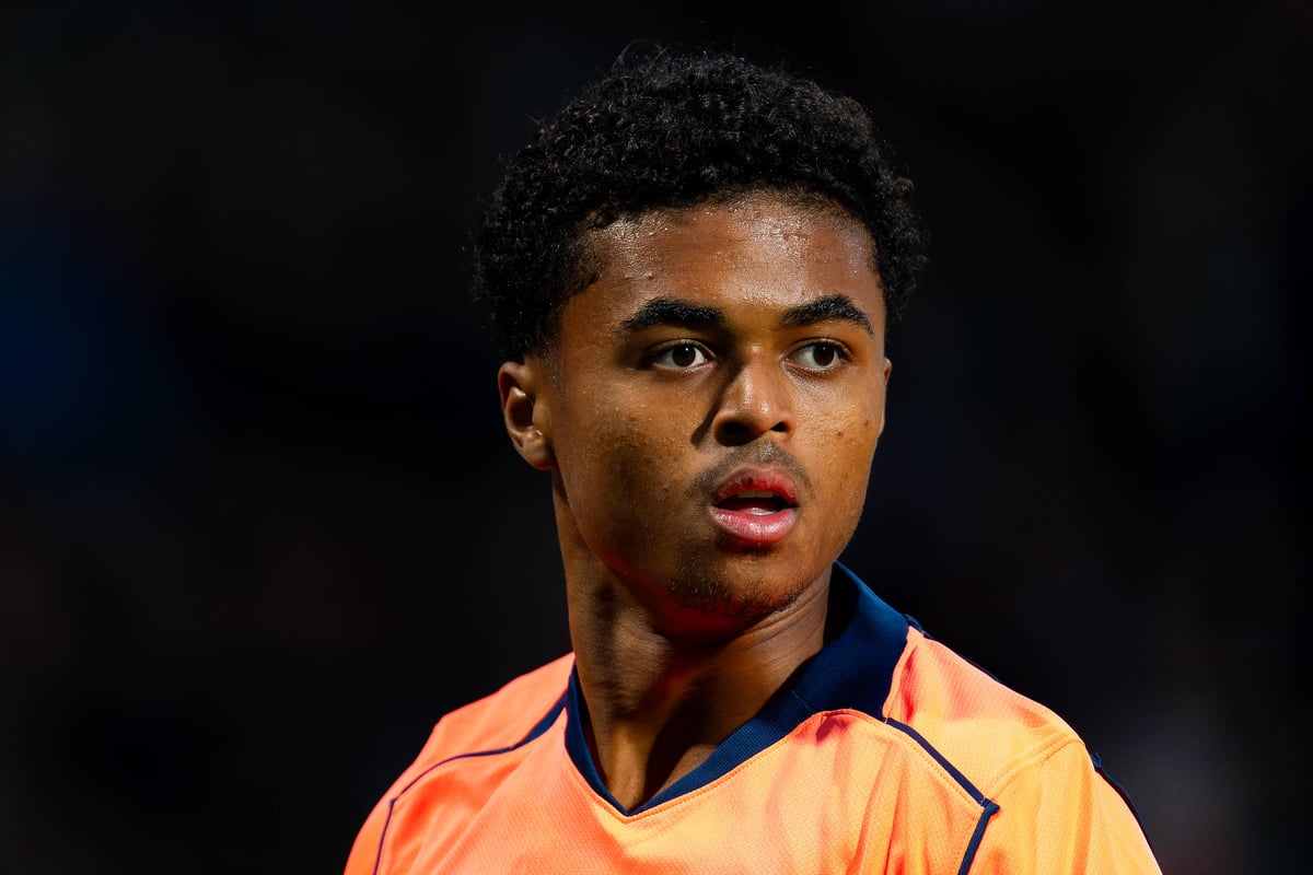 Barcelona neemt opvallend besluit over zoon van clublegende Patrick ...
