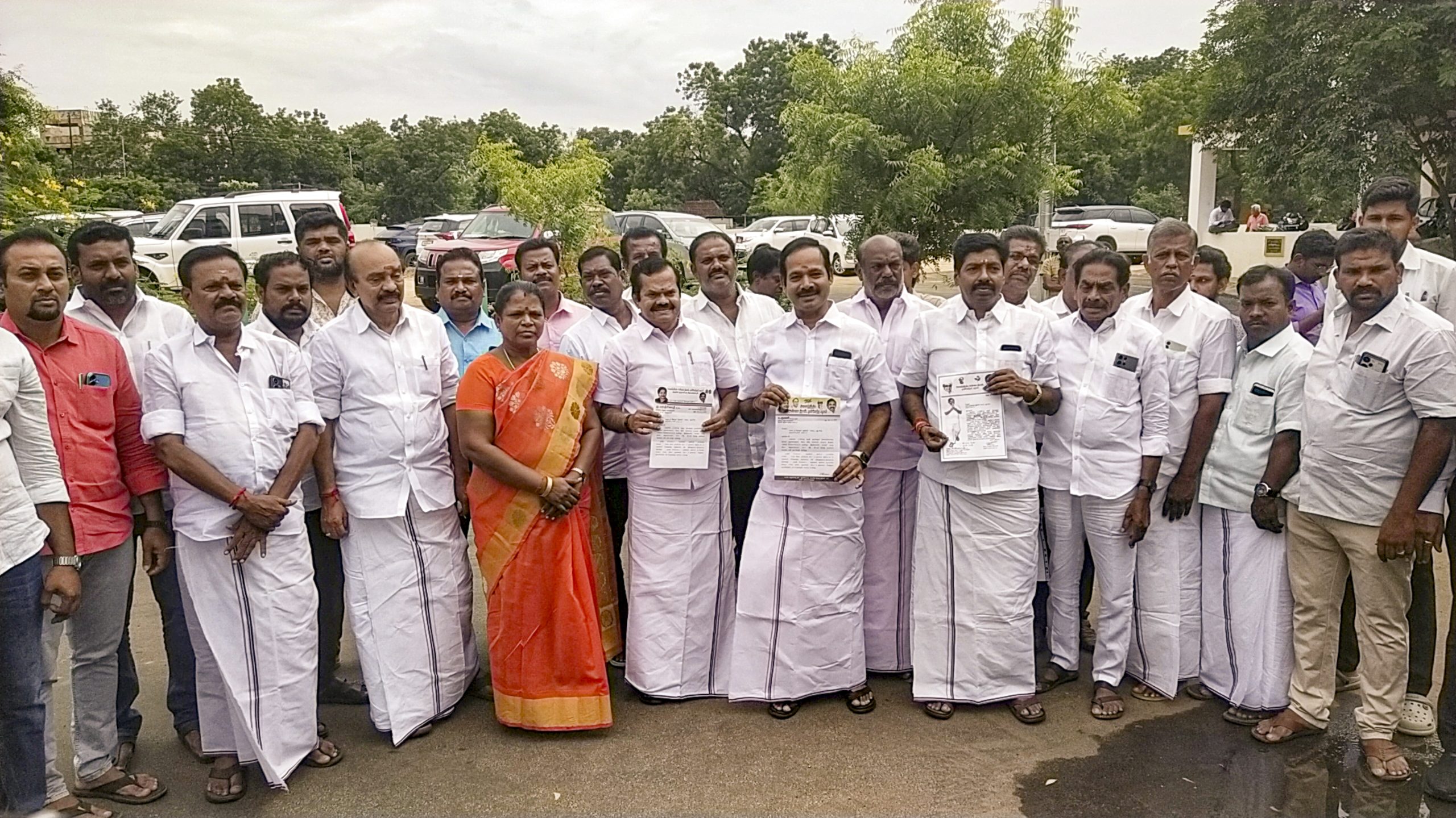 SIR in Tamil Nadu Faces Low Response, Technical Hurdles, and Political ...