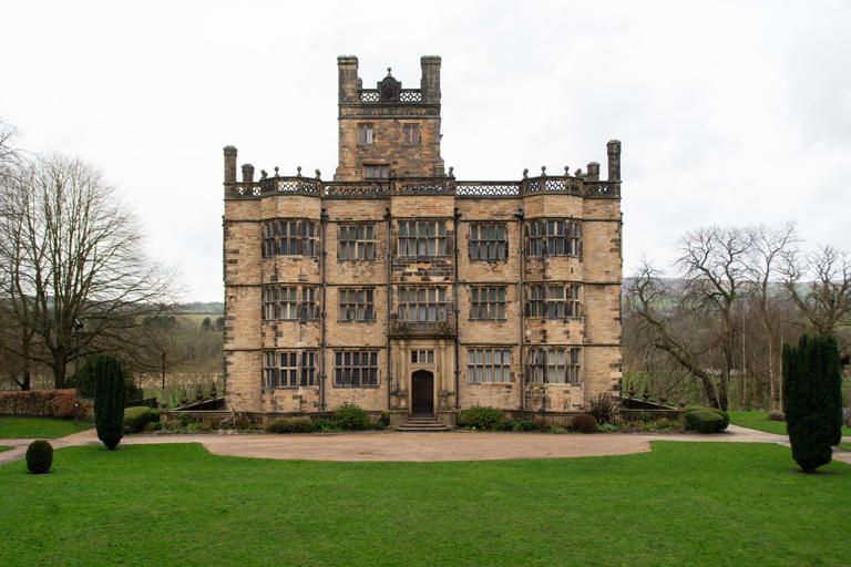 15 magical places to discover in Lancashire this Christmas - from cosy ...