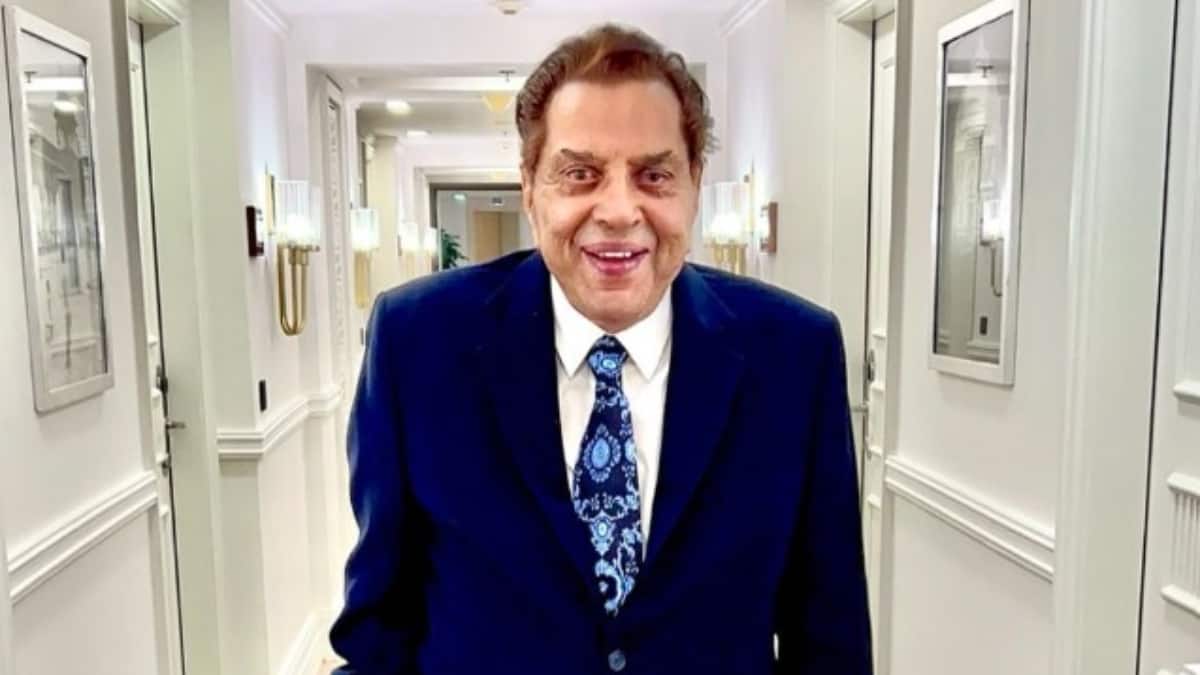 Dharmendra Recovering Well After Hospitalisation, Family Plans 90th ...