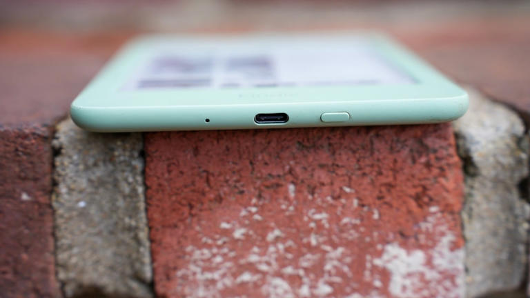 Amazon Kindle (2024)