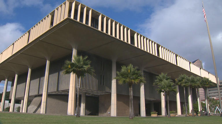 Hawaii lawmakers face pressure to maintain historic tax breaks, despite ...