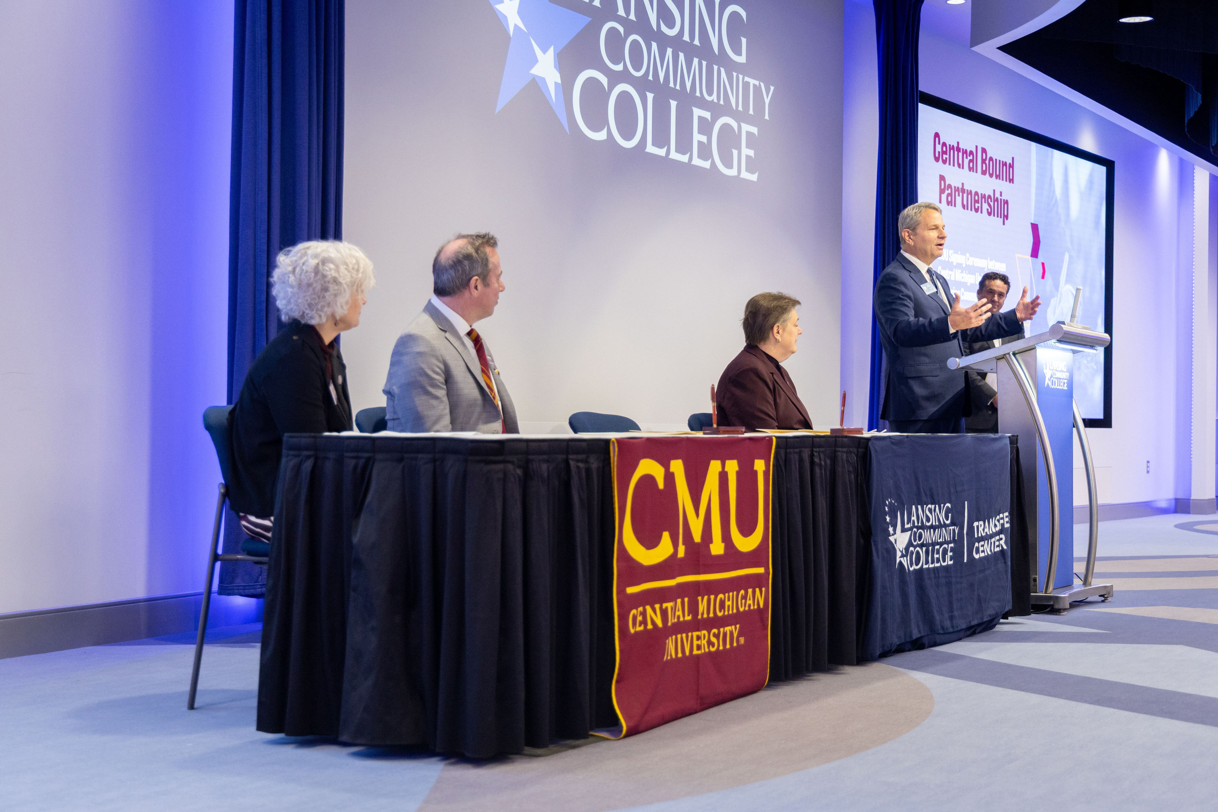 CMU partners with Lansing Community College to streamline education path