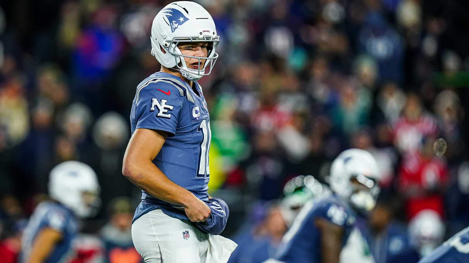 Insider posts perfect Patriots’ Drake Maye picture after Matthew ...