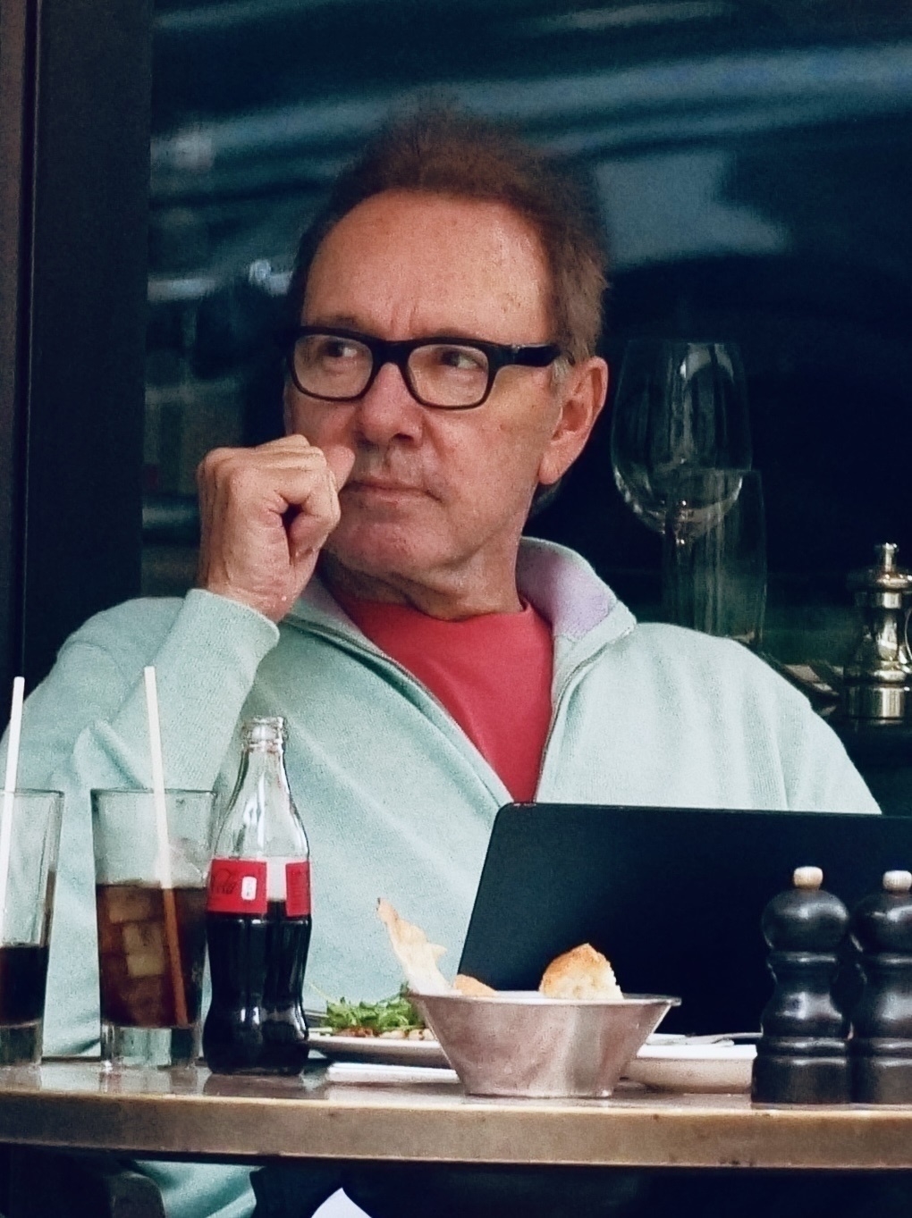 Kevin Spacey reveals he’s homeless and ‘living in hotels’ seven years ...