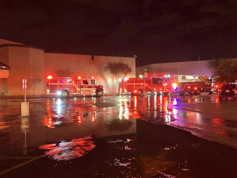 Ceiling partially collapses at mall in west Phoenix after powerful storm