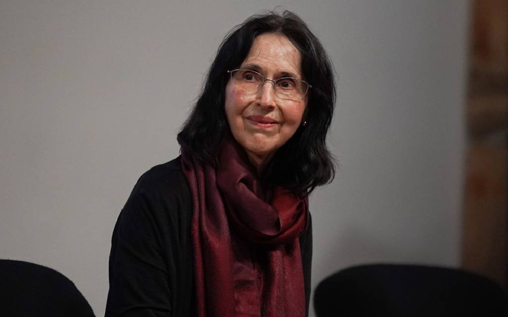 “Como nunca necesitamos de la sensibilidad y la mirada que el arte y la ...